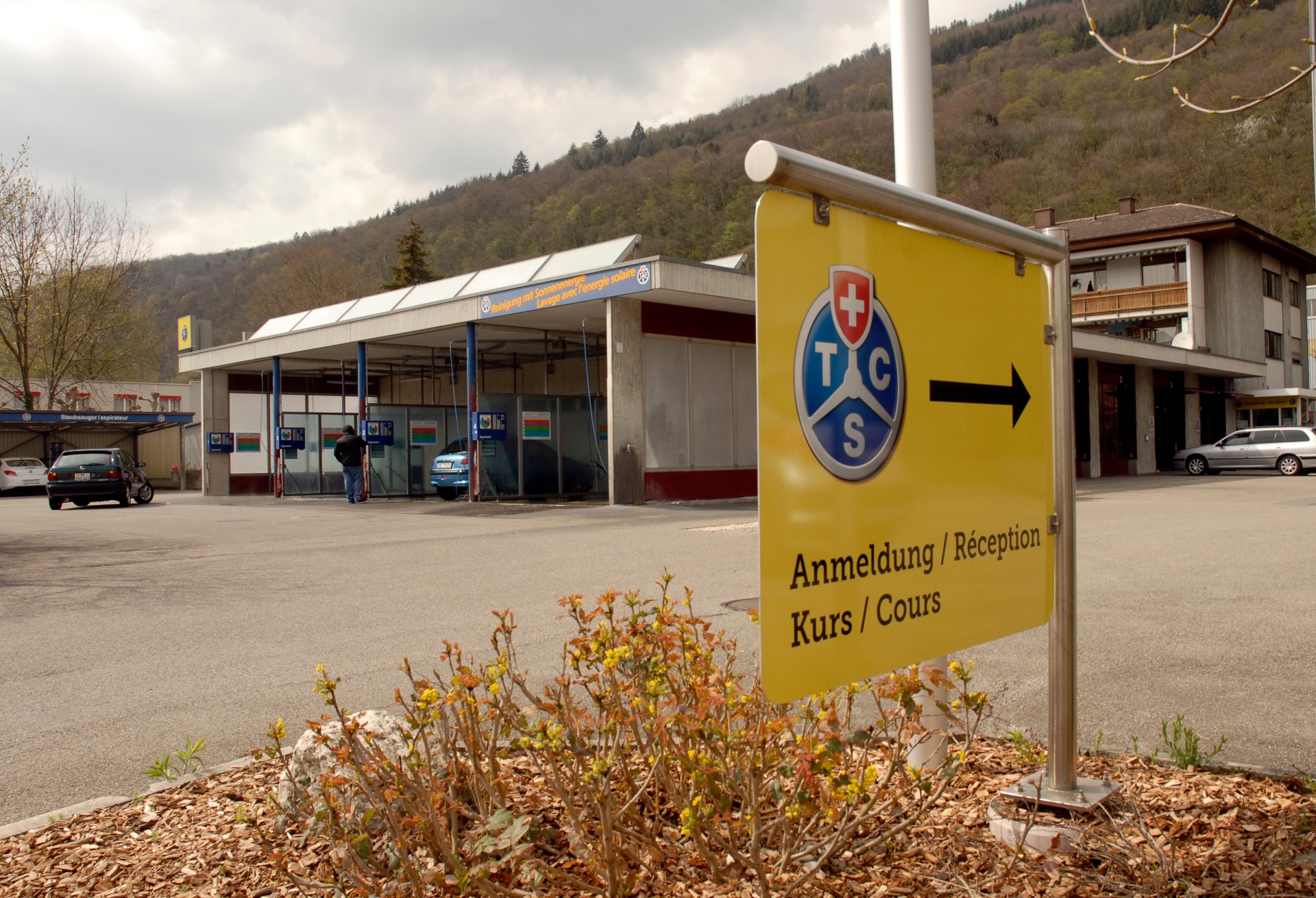 Technische Zentren & Kontaktstellen - TCS Schweiz Technische Zentren & Kontaktstellen - TCS Schweiz