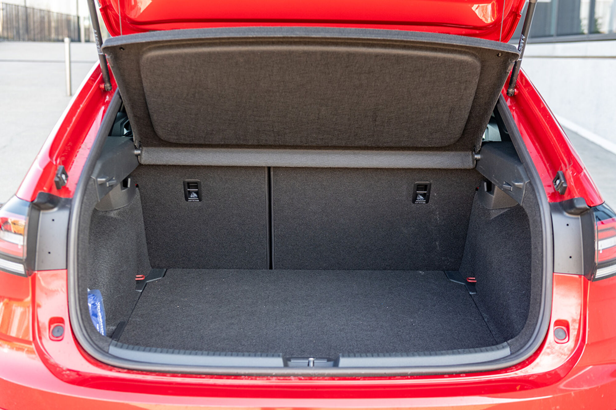 VW Taigo 1.5 TSI R-Line - TCS Svizzero